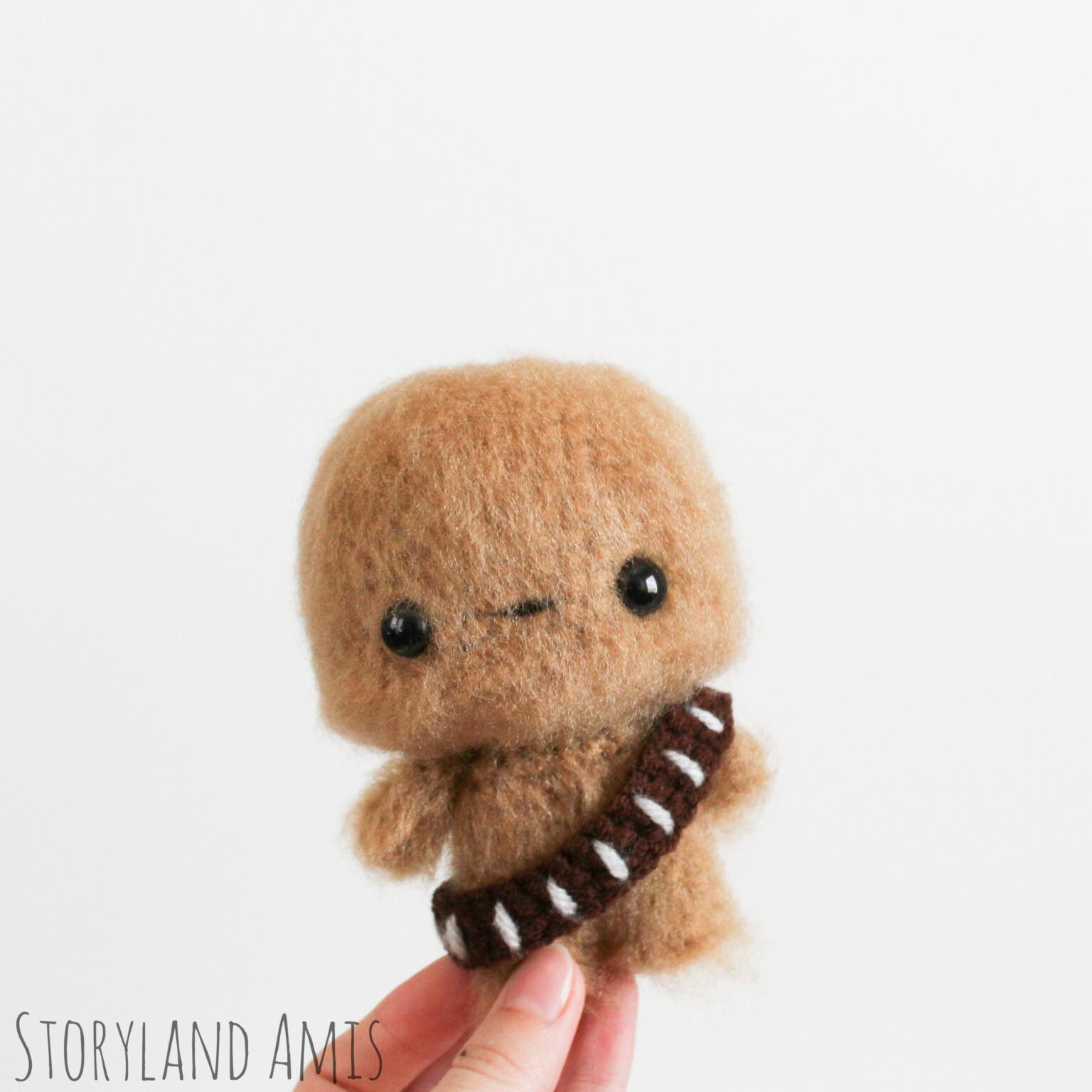 Baby Chewbacca Amigurumi Free Crochet Pattern - Storyland Amis